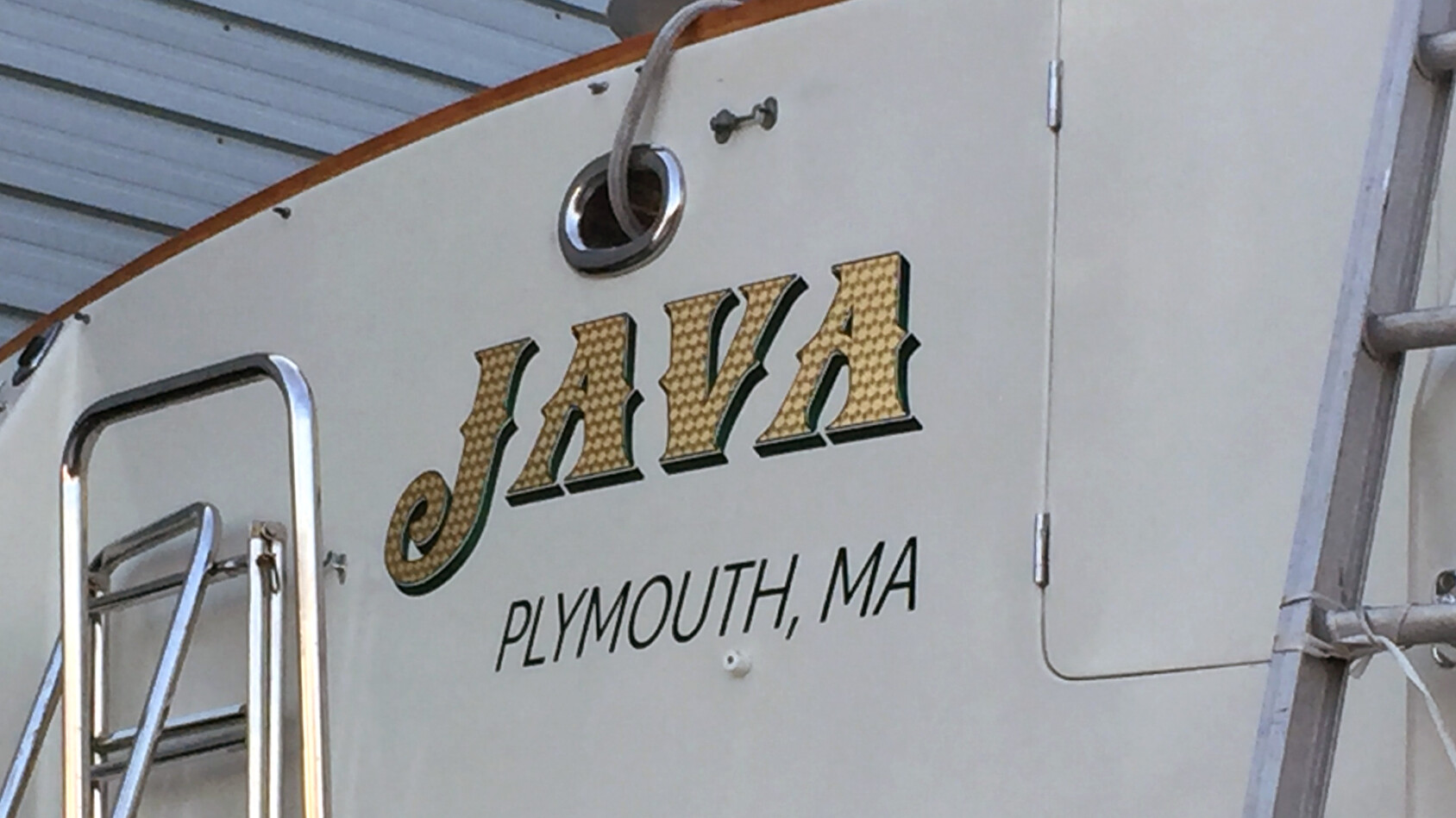 Zebra Visuals | Complete Guide to Custom Boat Lettering & Decals